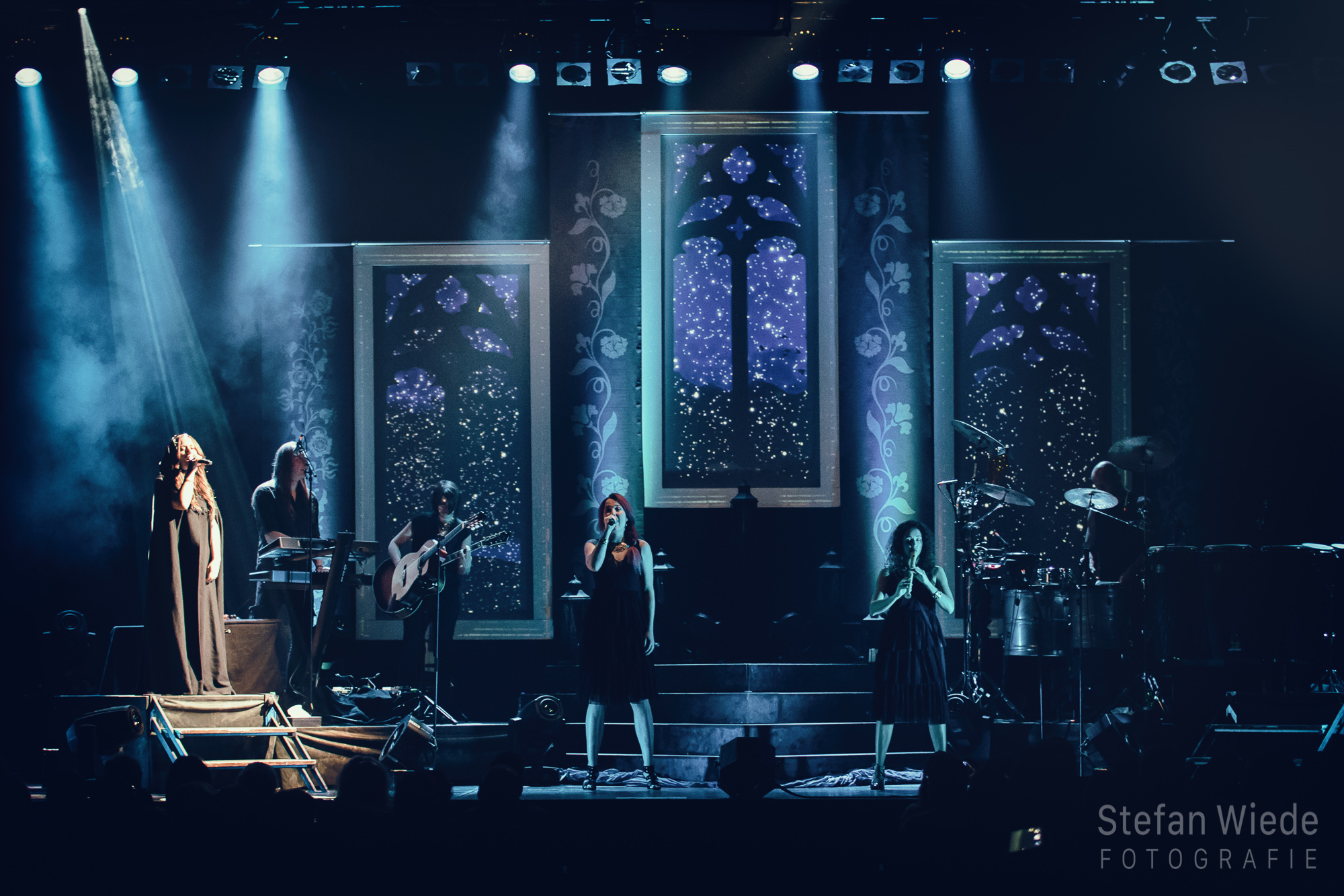 Oonagh im Theater Tanzbrunnen Köln - Stefan Wiede Fotograf aus Bonn