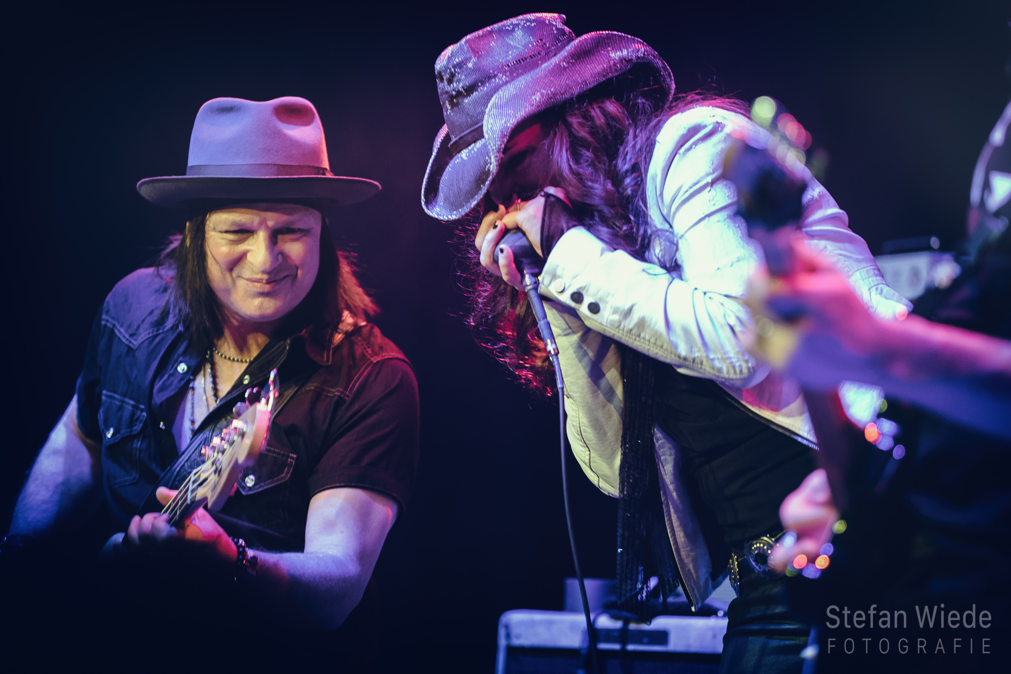 Stacie Collins in der Harmonie Bonn - Stefan Wiede Fotograf aus Bonn